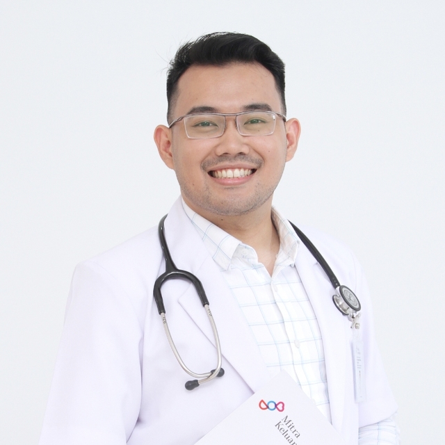 dr. Akhmad Fajrin Priadinata,SpPD